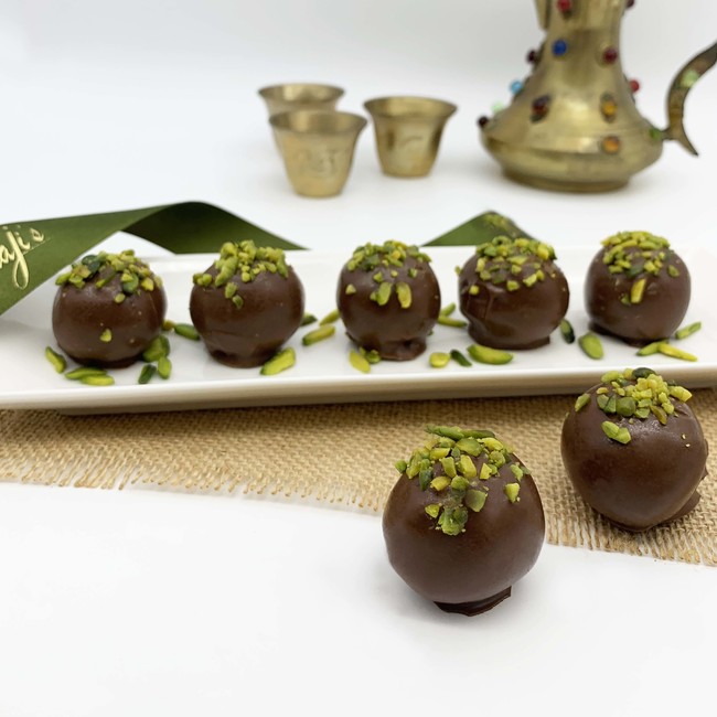 Milk Chocolate Coated Apricot Delight - Baaji's